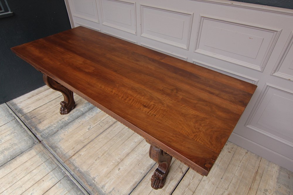 Italian Neo-Renaissance Desk in Walnut, 19th Century for sale at Pamono