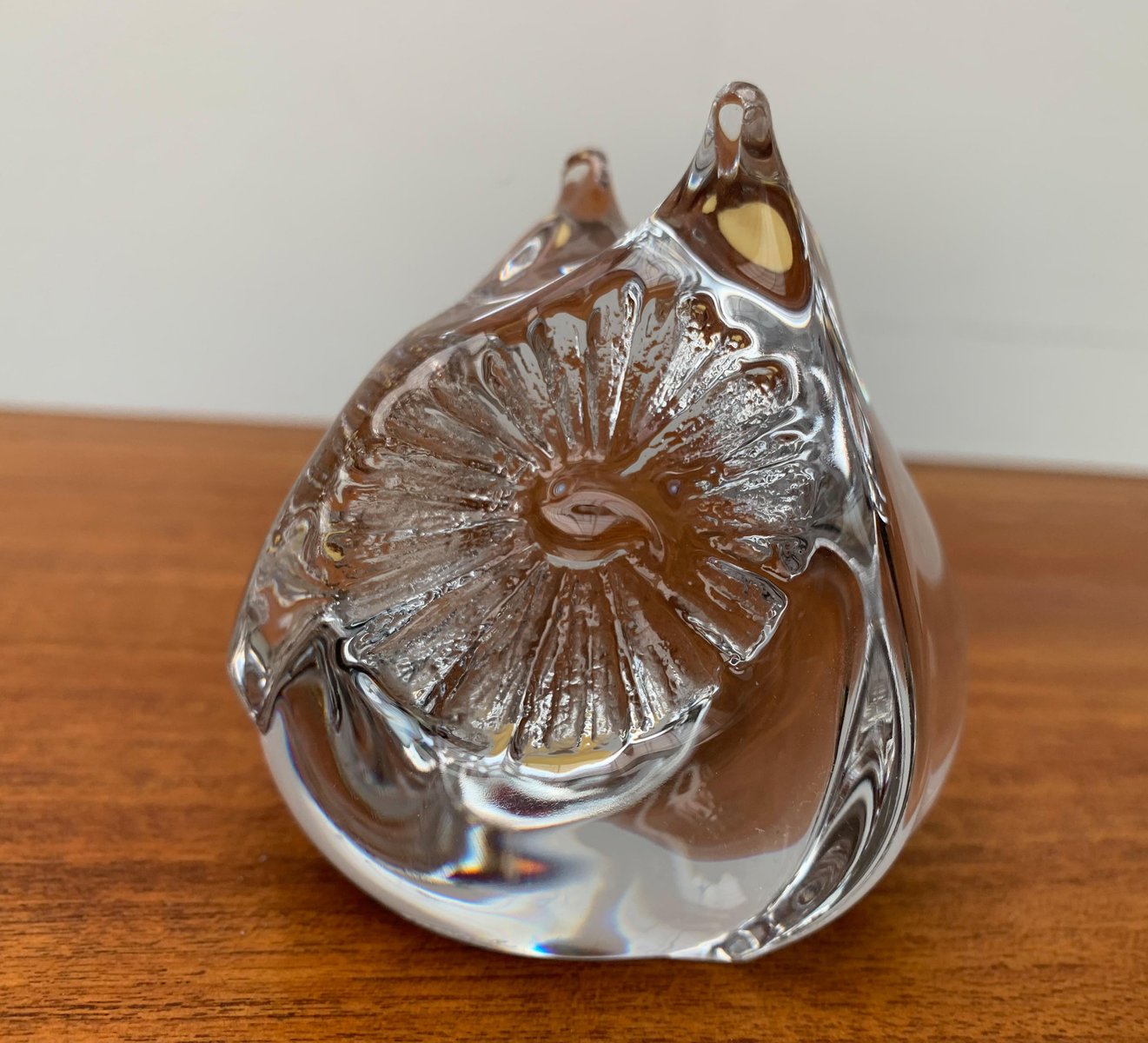 Vintage French Glass Owl Sculpture from Daum for sale at Pamono