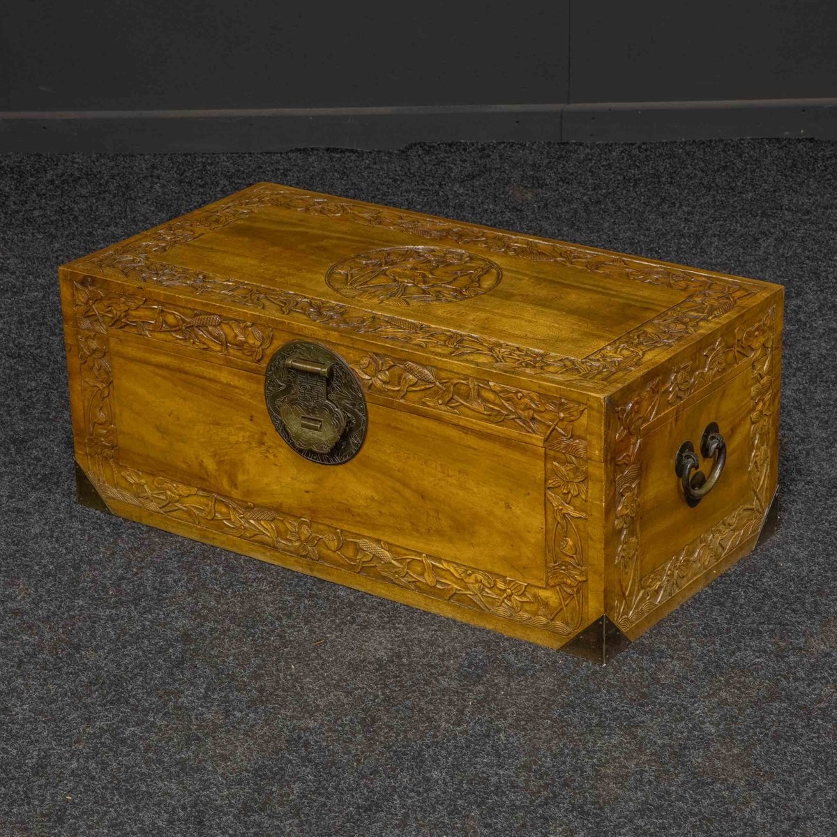 Mid 20th Century Camphor Laurel Trunk for sale at Pamono