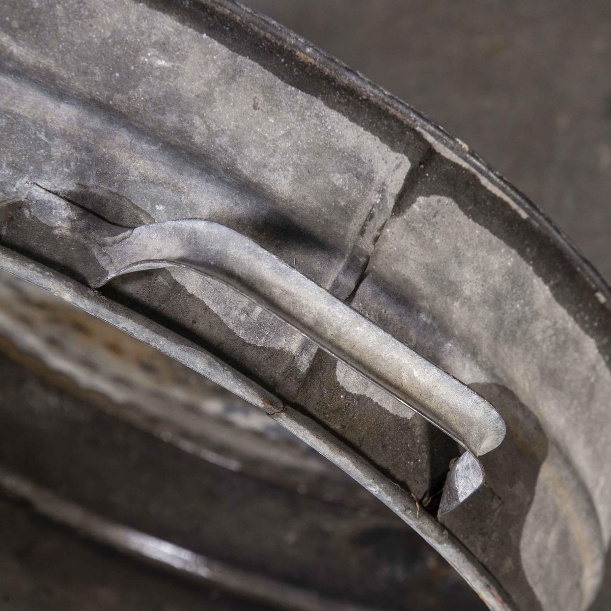 Vintage French Galvanised Round Sieve for sale at Pamono