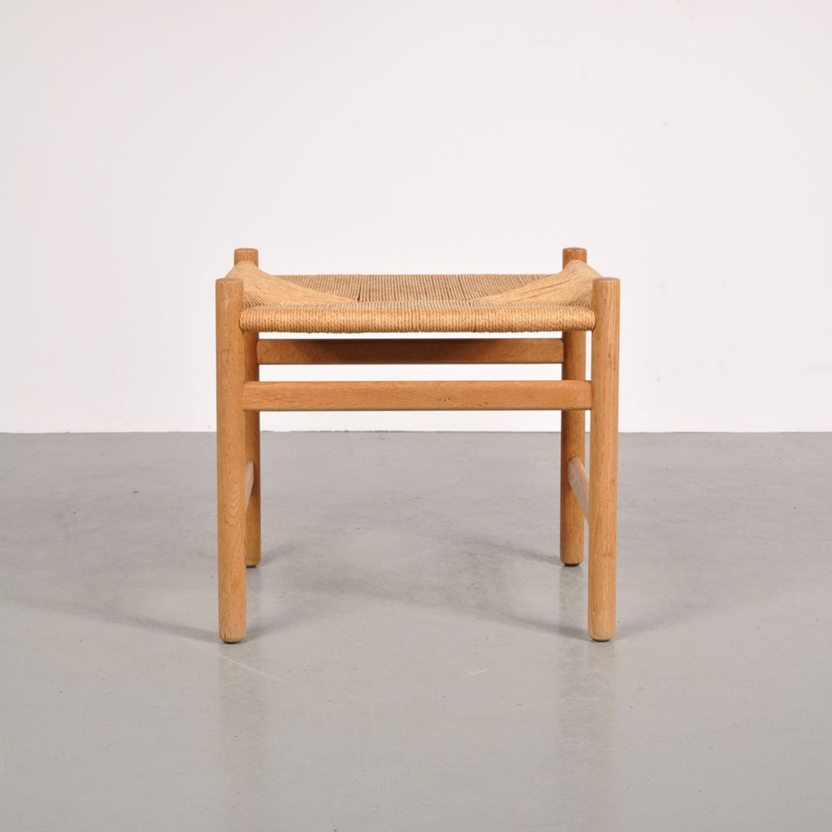 Paper Cord Hocker von Hans J. Wegner für Carl Hansen & Son bei Pamono ...